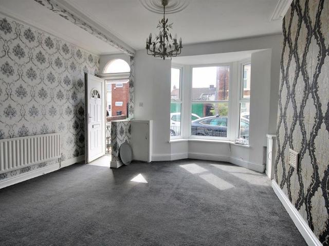2 bedroom house to rent