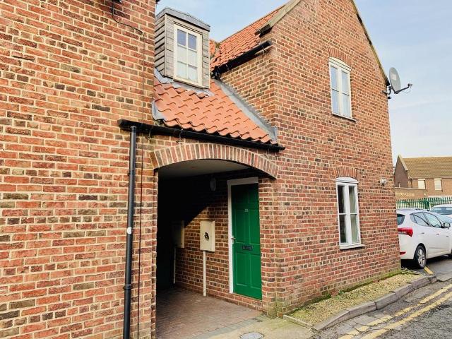 2 bedroom house to rent