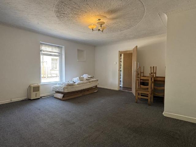 2 bedroom house to rent