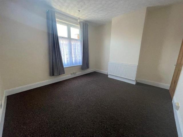 2 bedroom house to rent