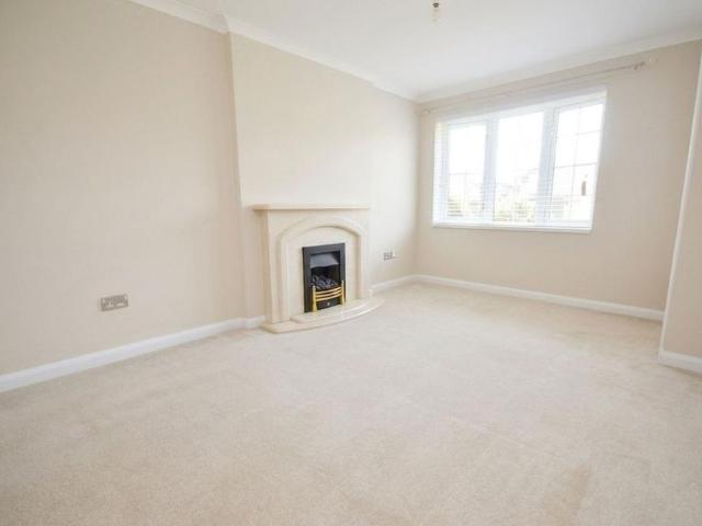 2 bedroom house to rent