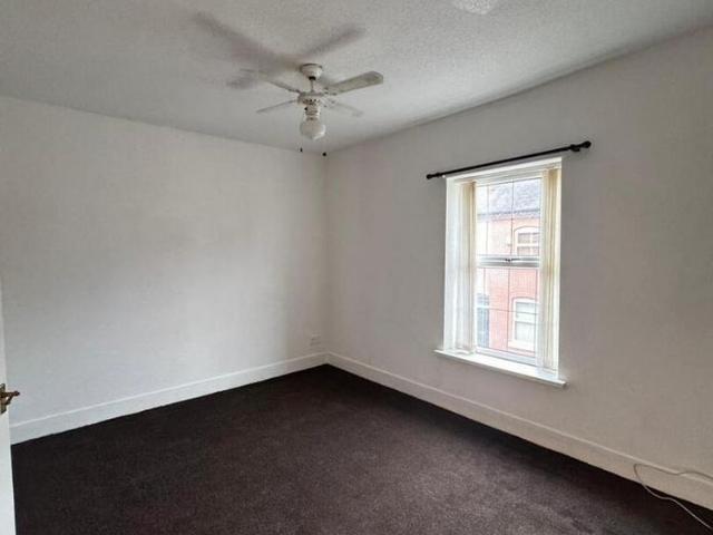 2 bedroom house to rent