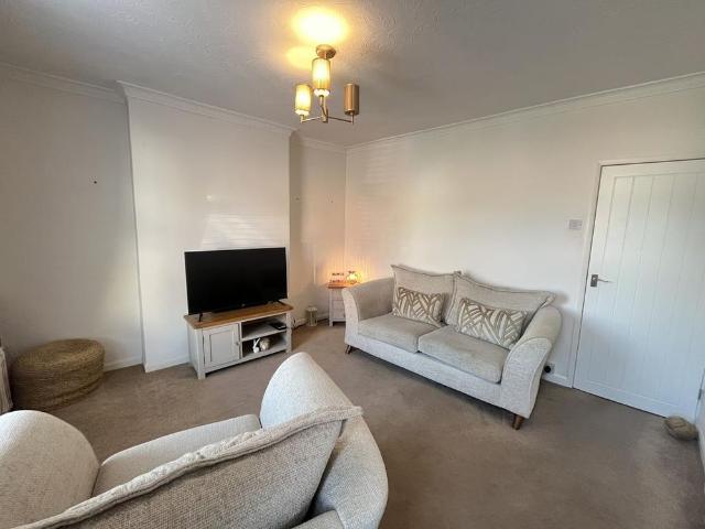 2 bedroom house to rent