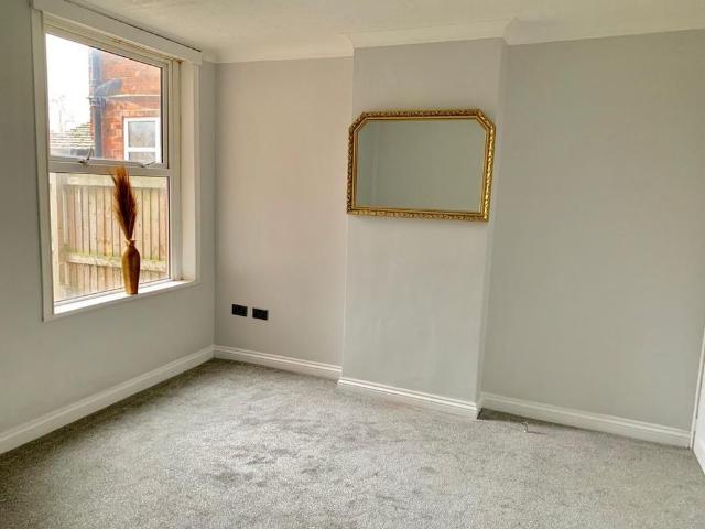 2 bedroom house to rent