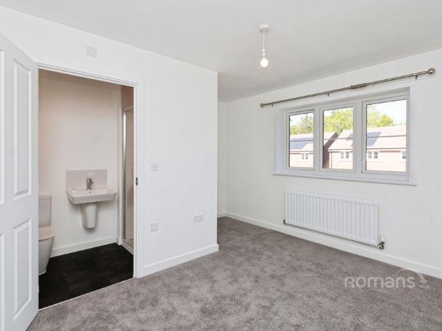 2 bedroom house to rent