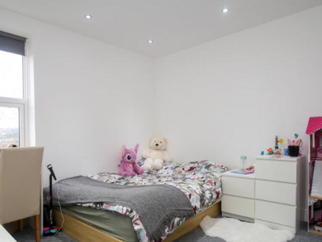 2 bedroom house to rent