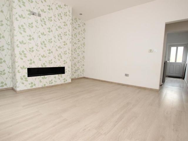 2 bedroom House To Rent