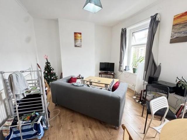 2 bedroom house to rent