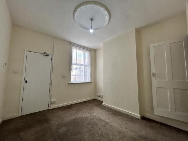 2 bedroom house to rent