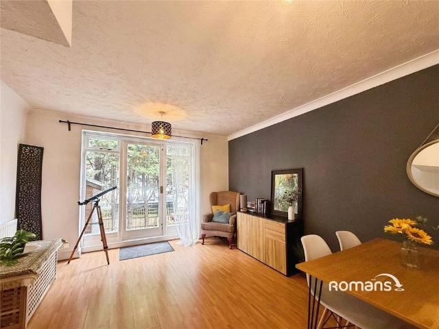 2 bedroom house to rent