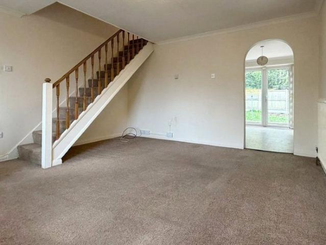 2 bedroom house to rent