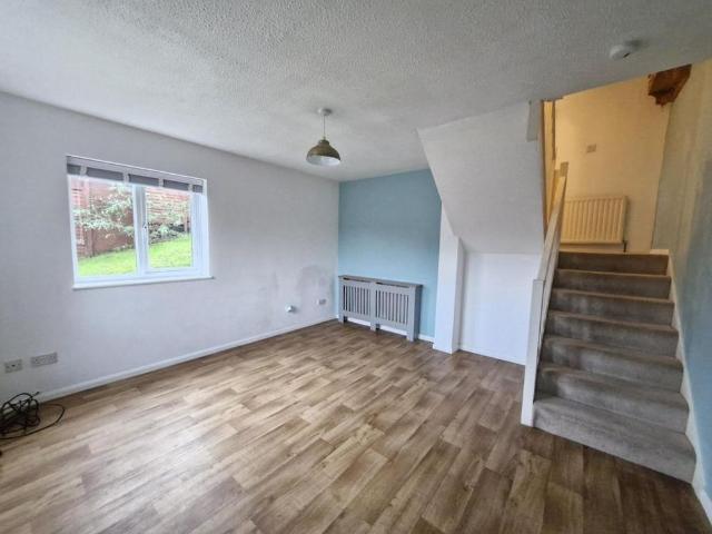 2 bedroom house to rent