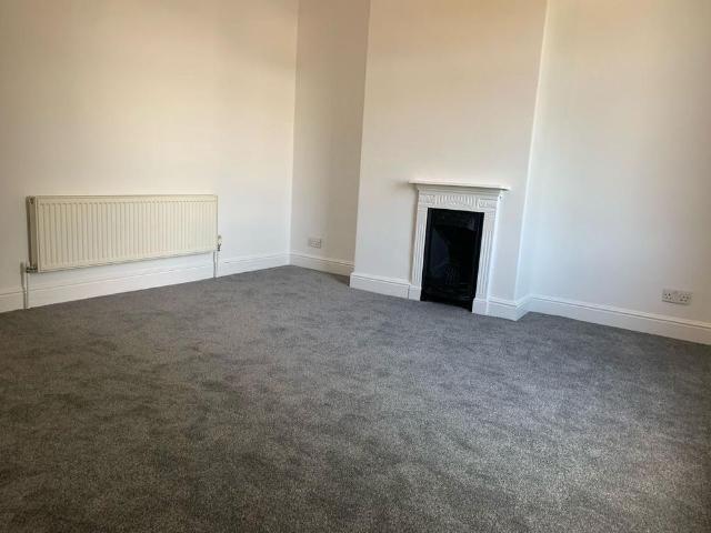 2 bedroom house to rent