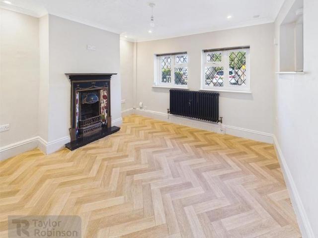 2 bedroom house to rent