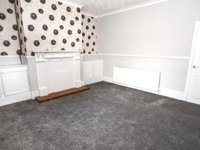 2 bedroom house to rent