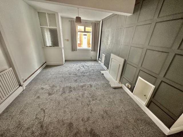 2 bedroom house to rent