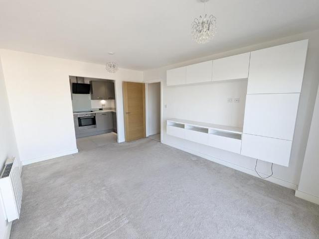 2 bedroom house to rent