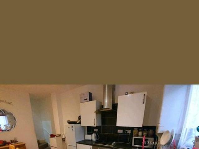2 bedroom house to rent