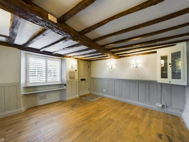 2 bedroom house to rent