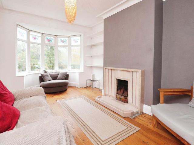 2 bedroom house to rent
