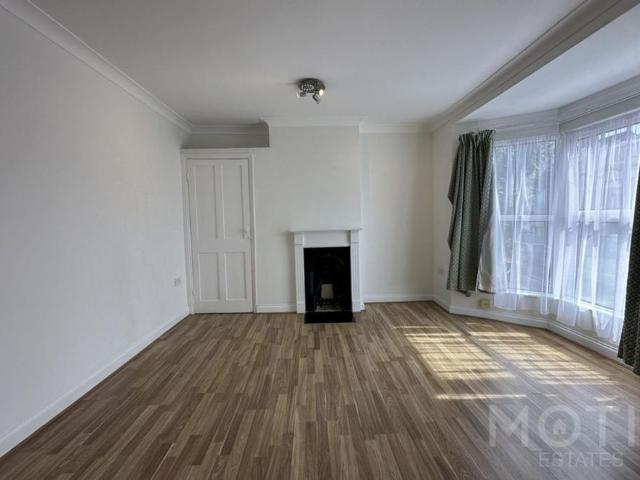 2 bedroom house to rent