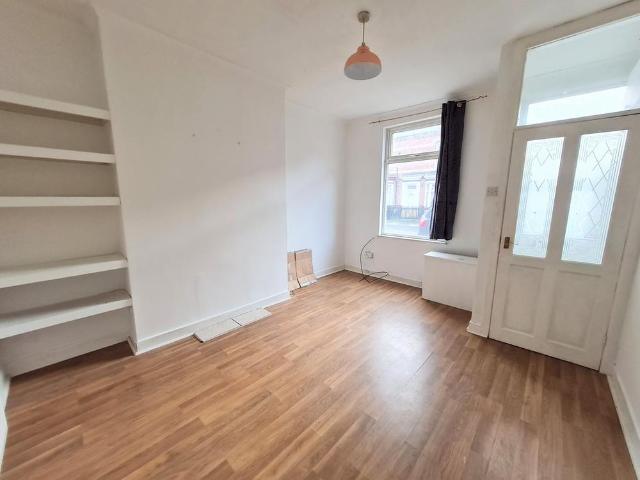 2 bedroom house to rent