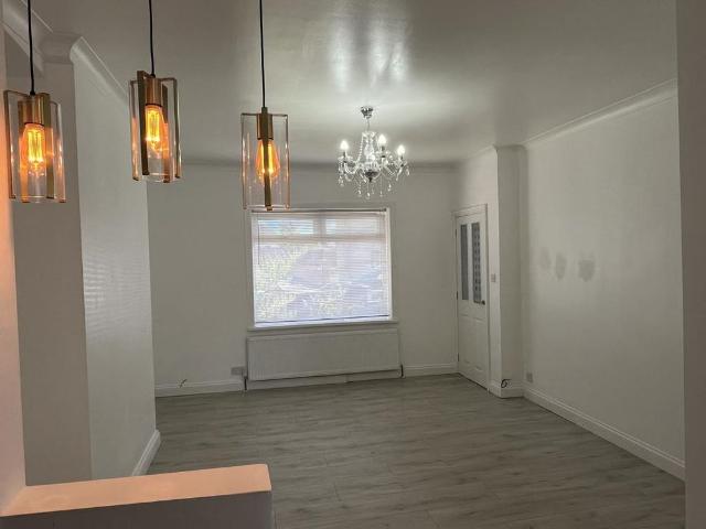 2 bedroom house to rent