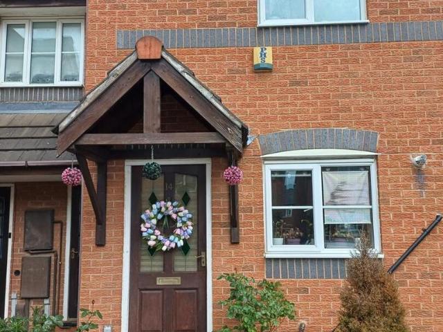 2 bedroom house to rent