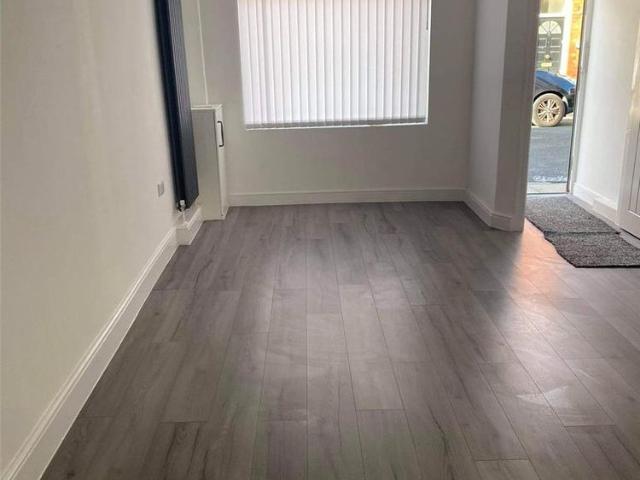 2 bedroom house to rent
