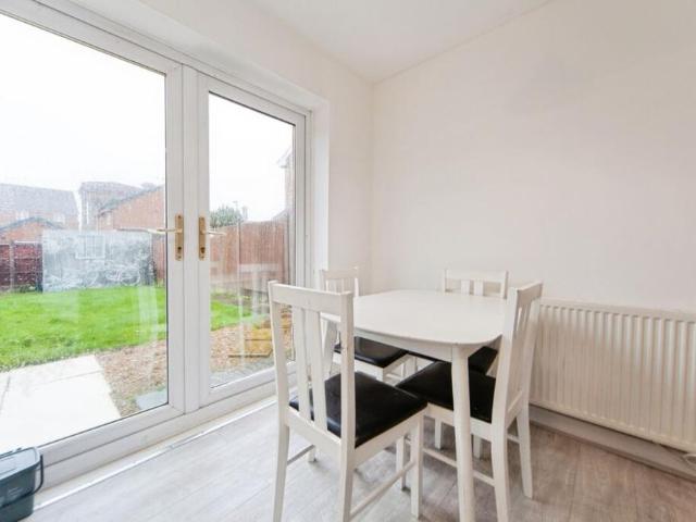2 bedroom house to rent