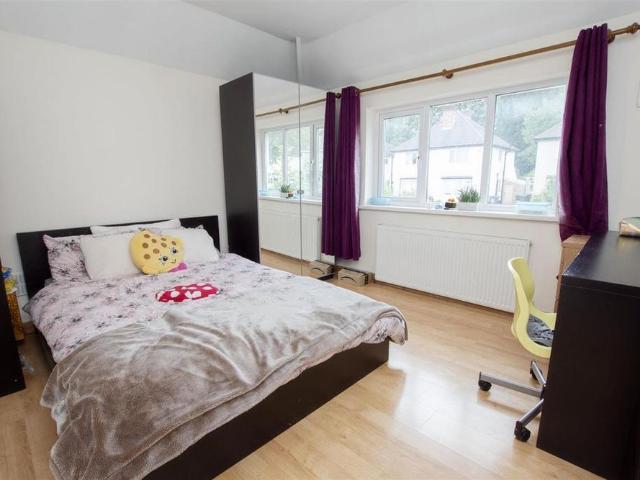 2 bedroom house to rent