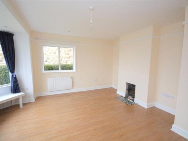 2 bedroom house to rent