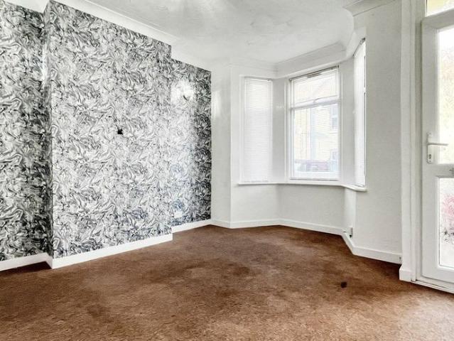 2 bedroom house to rent