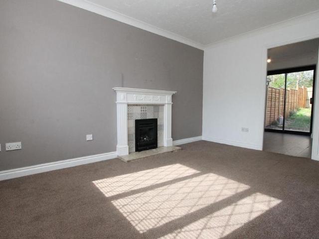 2 bedroom house to rent