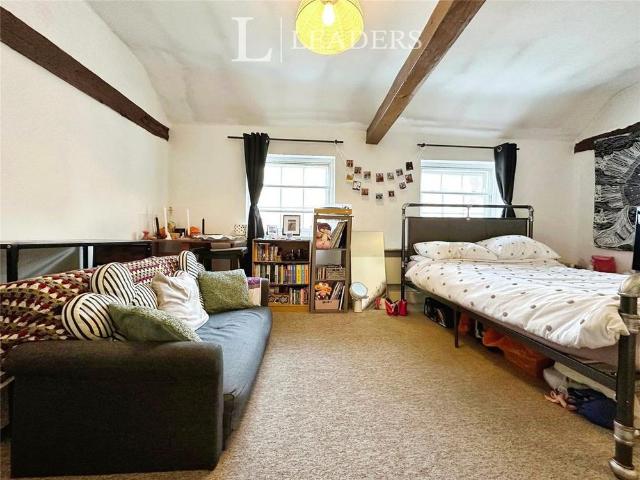 2 bedroom house to rent