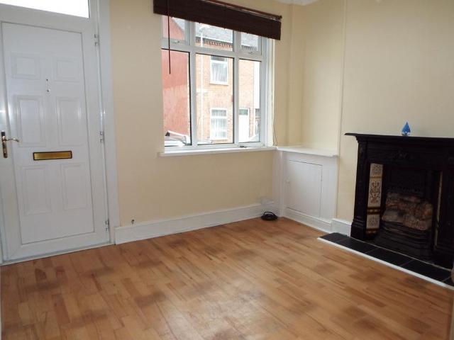 2 bedroom house to rent