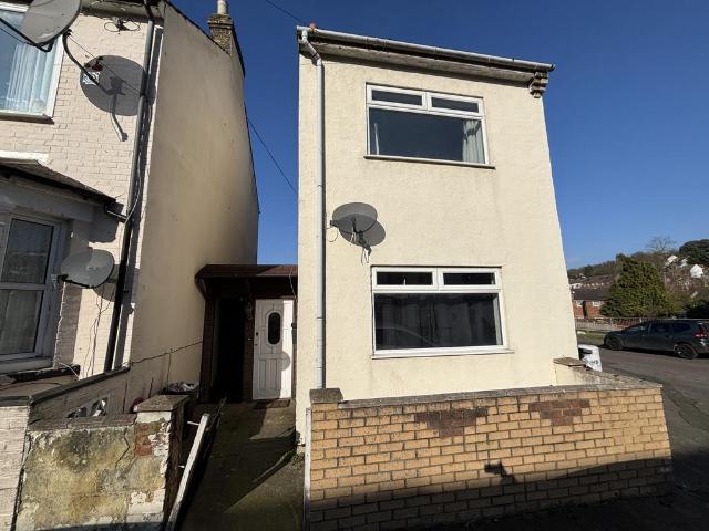 2 bedroom house to rent