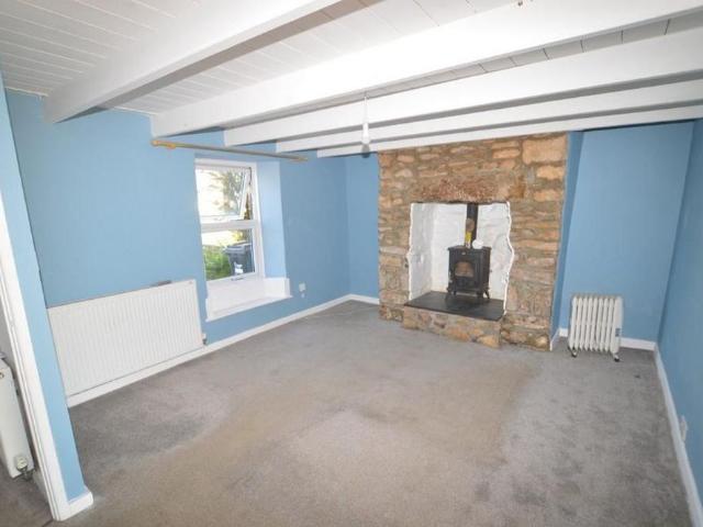 2 bedroom house to rent