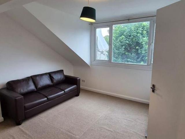 2 bedroom house to rent