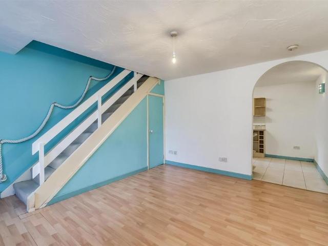 2 bedroom house to rent