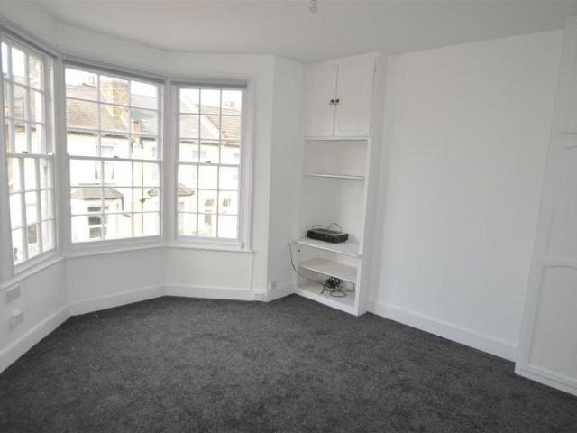 2 bedroom house to rent