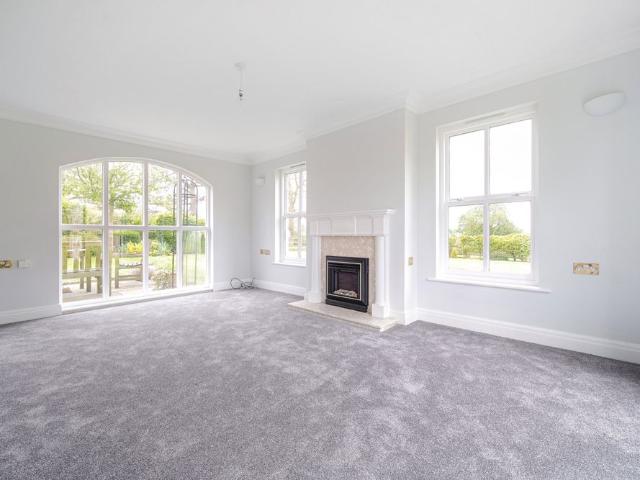 2 bedroom house to rent