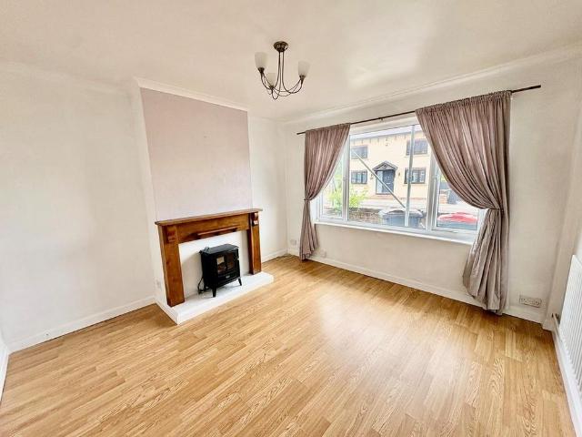 2 bedroom house to rent