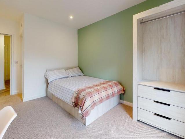 2 bedroom house to rent