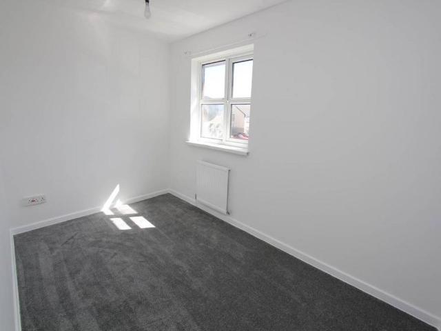 2 bedroom house to rent