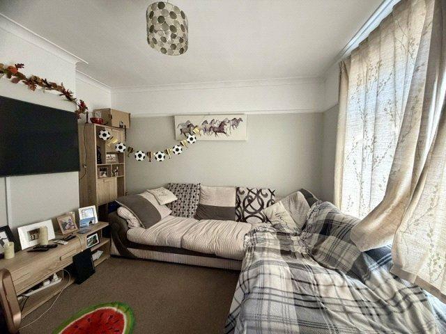 2 bedroom house to rent