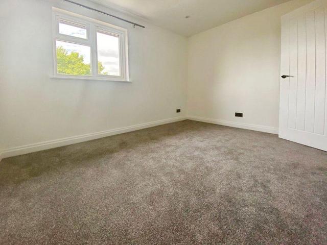 2 bedroom house to rent