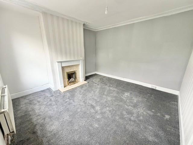 2 bedroom house to rent