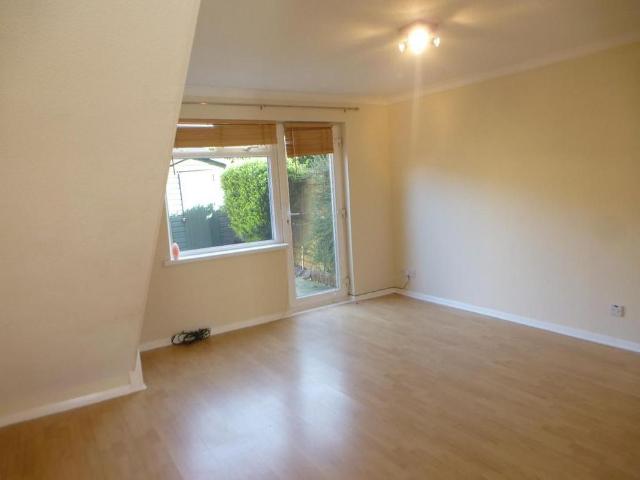 2 bedroom house to rent