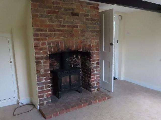 2 bedroom house to rent